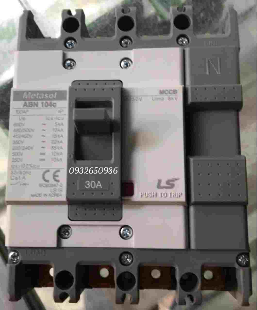 Aptomat MCCB LS 4P 40A 22kA ABN104c